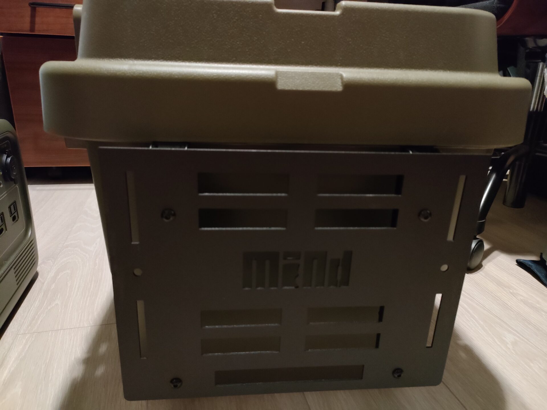 ソロキャンプにゴードンミラートランクカーゴ30l最強説！？無骨に使いやすくカスタムも | とことこばいく。