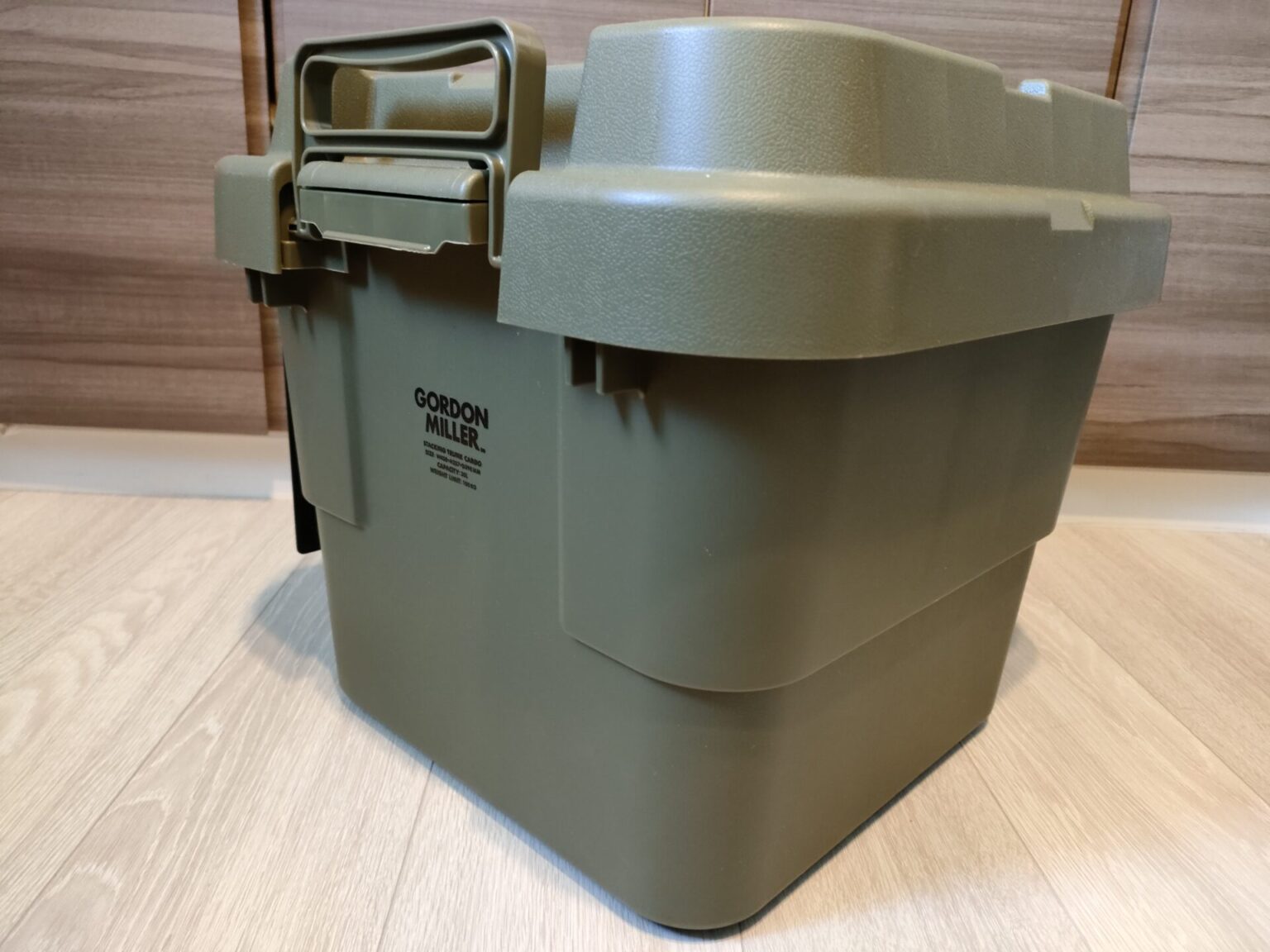 ソロキャンプにゴードンミラートランクカーゴ30l最強説！？無骨に使いやすくカスタムも | とことこばいく。